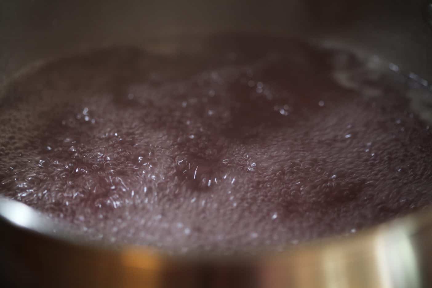 How To Make Lilac Jelly ~ Preserve The Taste Of Spring - Farmhouse & Blooms