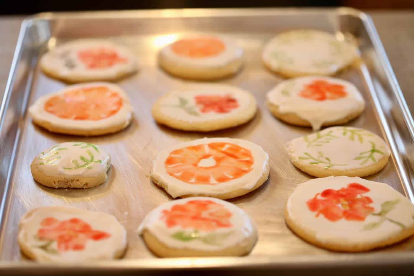 How To Make Watercolor Sugar Cookies -Edible Art - Farmhouse & Blooms