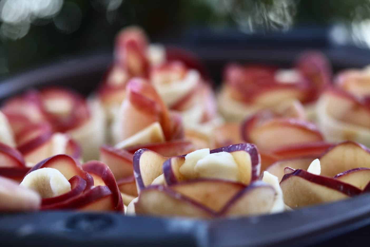 How To Make Apple Roses With Puff Pastry | Farmhouse & Blooms