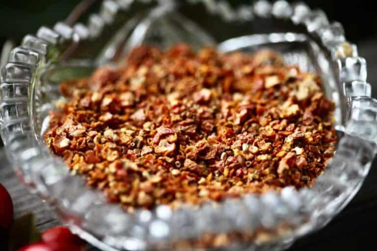How To Dry Rose Hips For Tea - Farmhouse & Blooms