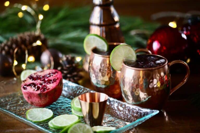 How To Make A Christmas Moscow Mule- Christmas Mule Recipe - Farmhouse ...