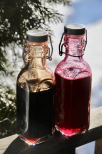 Easy Pomegranate Simple Syrup Recipe - Farmhouse & Blooms